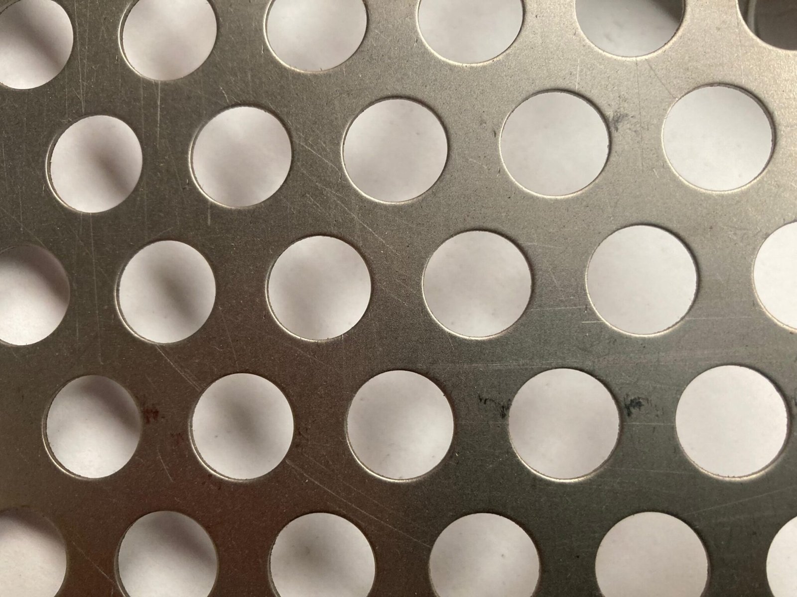 Lámina perforada – dena manufactura
