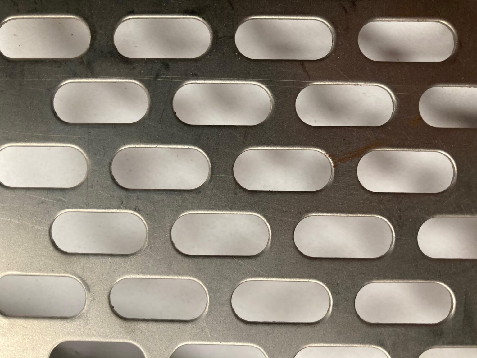 Lámina perforada – dena manufactura